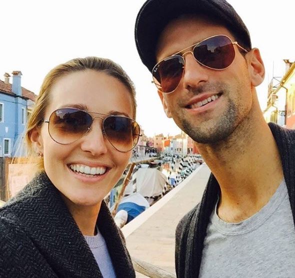 Nema šanse da je prepoznate! Ova slatka devojčica danas je jedna od ...