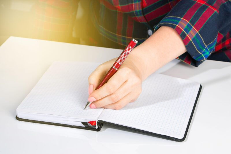 Kako pišete SLOVO X? Postoji 8 mogućih načina, a svaki otkriva glavnu ...