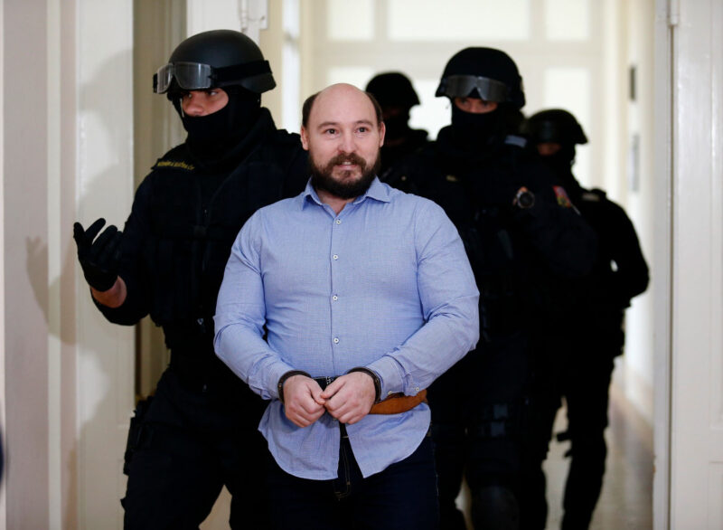 Čaba Der se ŽENI u zatvoru: Evo ko je ukrao srce "nasmejanom ubici ...