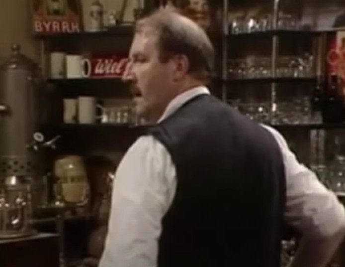 Rene iz "Alo, Alo" doživeo TRAGIČAN KRAJ: Patio od teške bolesti, a ...