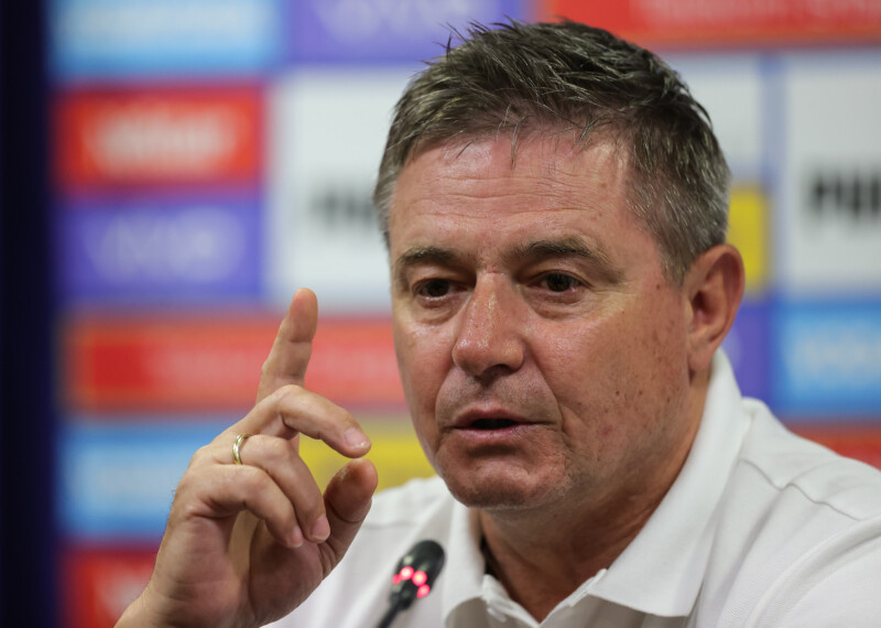 Piksi ima 24 sata da pošalje spisak: Ko ne bude ovde, neće ići na ...