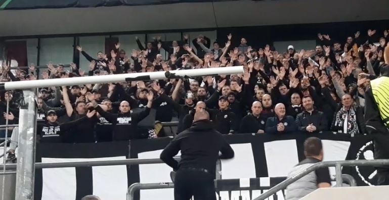 “Grobari” zagrmeli u Nemačkoj: Navijači Partizana prave šou u Kelnu ...