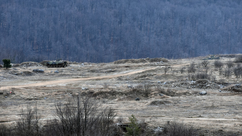 Pogledajte kako izgleda borbena obuka Kopnene vojske na "Pasuljanskim livadama" (FOTO) - Objektiv
